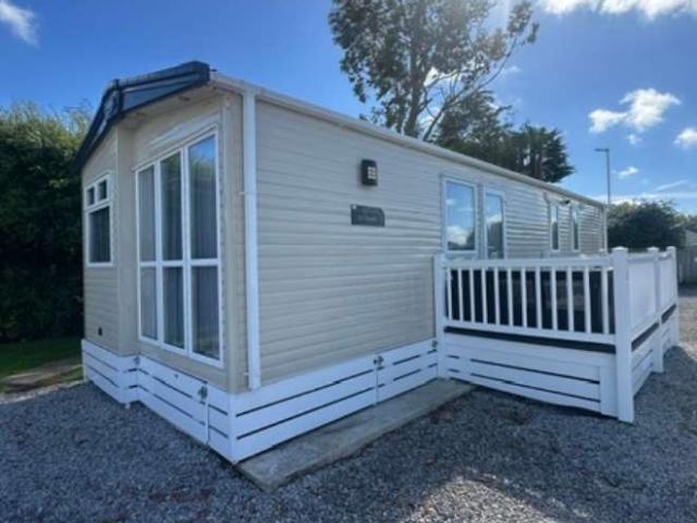 3 Bedroom Mobile Home