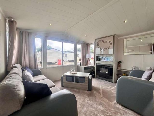 3 Bedroom Mobile Home