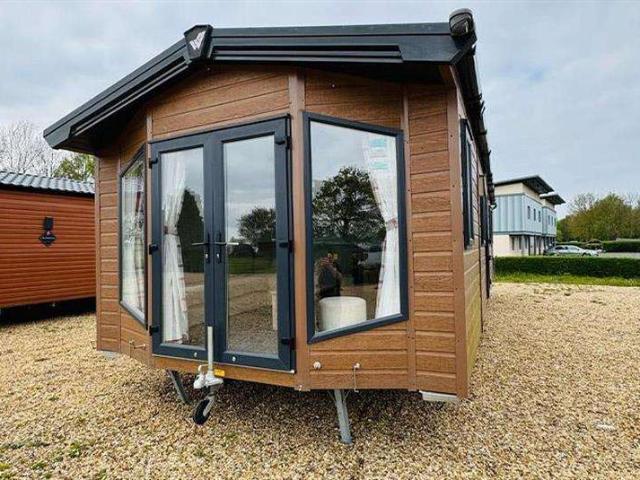 3 Bedroom Mobile Home