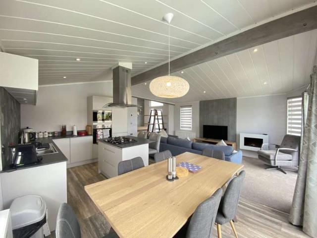 3 Bedroom Mobile Home