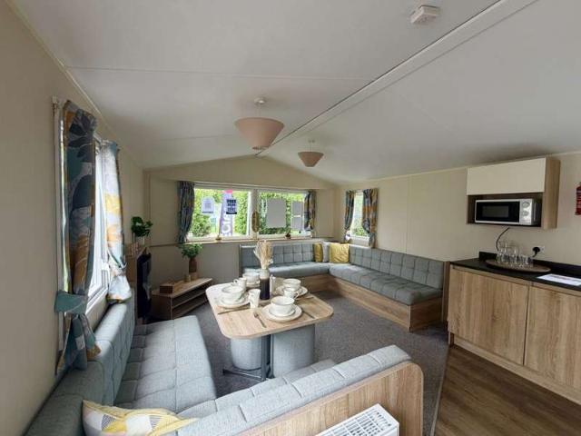 3 Bedroom Mobile Home