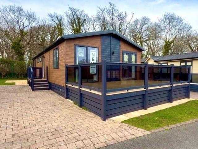 3 Bedroom Mobile Home