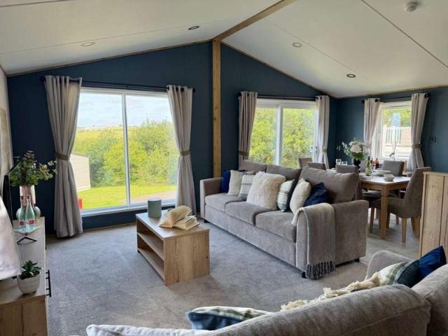 3 Bedroom Mobile Home