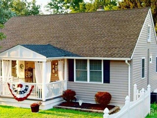 3 bedroom, Monroe NJ 08831 102284745