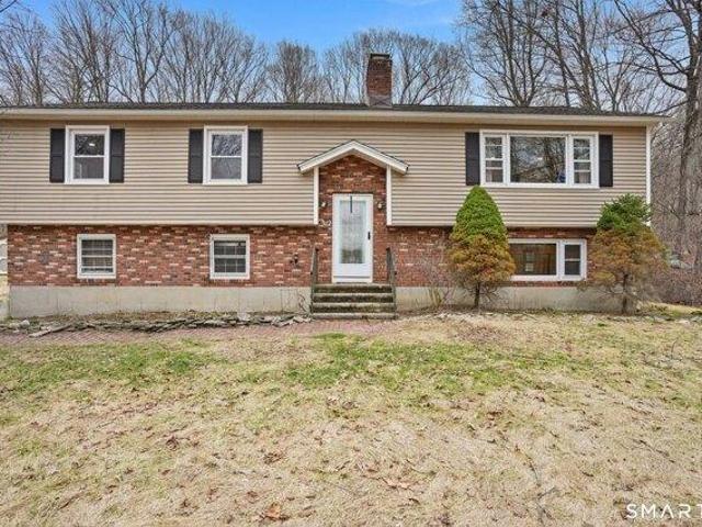 3 bedroom, Monroe CT 06468 101999754