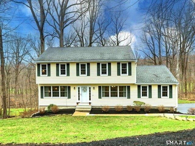 3 bedroom, Monroe CT 06468 102218323