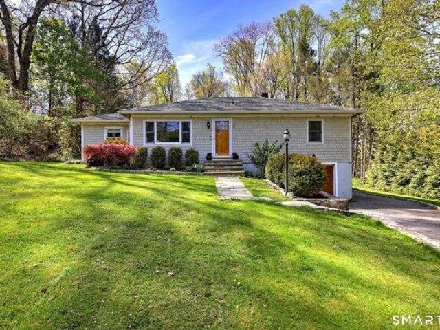 3 bedroom, Monroe CT 06468 102443780