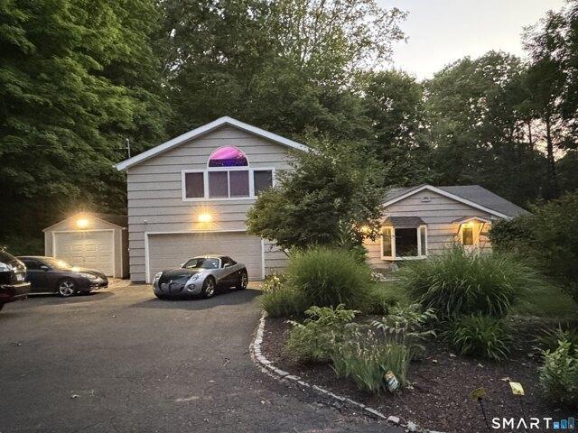 3 bedroom, Monroe CT 06468 104150619