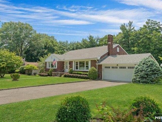 3 bedroom, Montclair NJ 07043 104570825