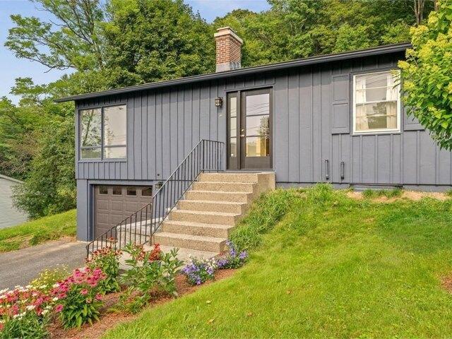 3 bedroom, Montpelier VT 05602 102257534