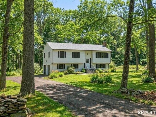 3 bedroom, Montville CT 06370 103072673