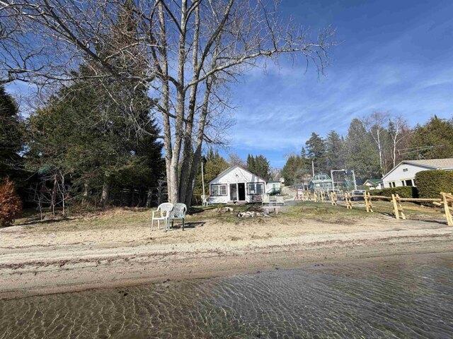 3 bedroom, Morgan VT 05853 104716522