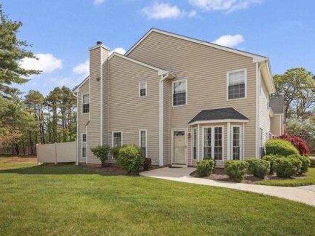 3 bedroom, Morganville NJ 07751 103625312