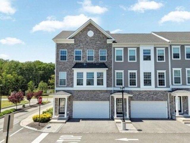 3 bedroom, Morris Plains NJ 07950 104653003