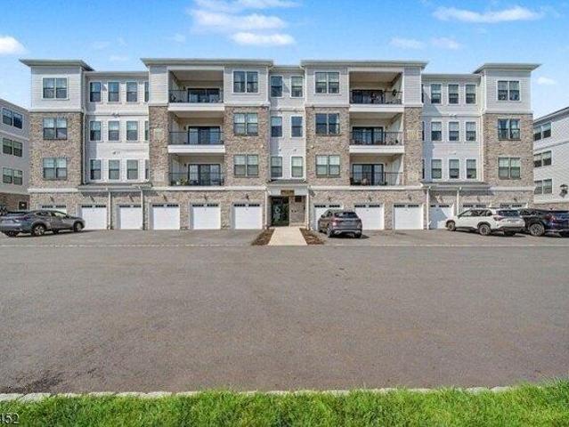 3 bedroom, Morris Plains NJ 07950 104686599