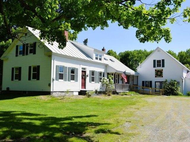 3 bedroom, Madison ME 04950 104690292