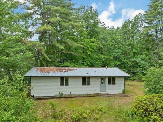 3 bedroom, Madison NH 03875 104570627