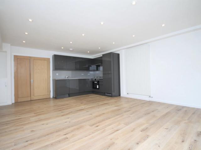 3 Bedroom Maisonette