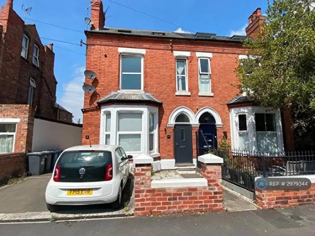 3 Bedroom Maisonette To Rent In George Road, Nottingham, NG2