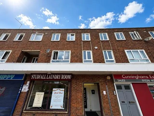 3 Bedroom Maisonette To Rent In Studfall Avenue, COrby, NN17