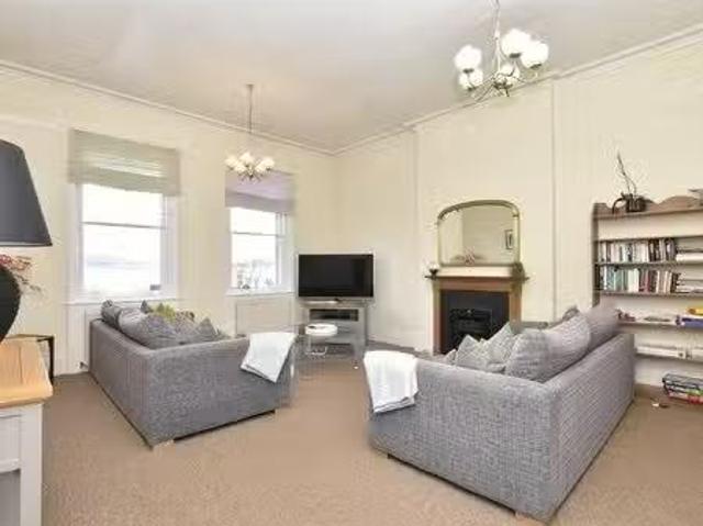 3+ bedroom maisonette to rent in Upper Oldfield Park, Bath, So.