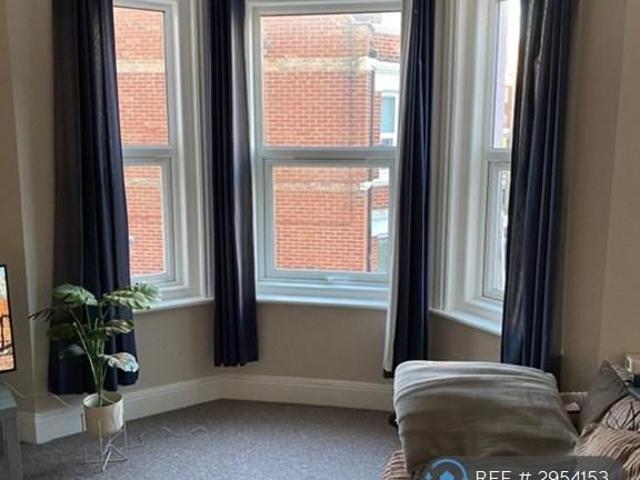 3 bedroom maisonette to rent