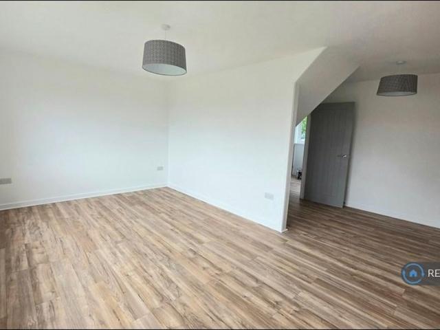 3 bedroom maisonette to rent