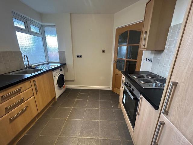 3 bedroom maisonette to rent