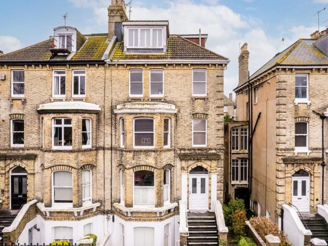 3 bedroom maisonette to rent