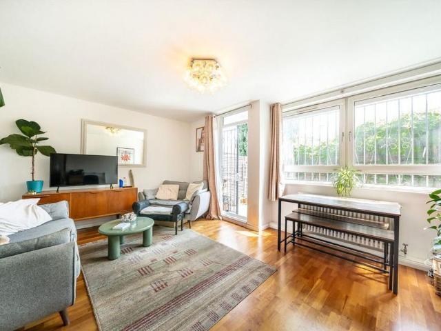 3 bedroom maisonette to rent