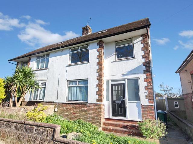 3 bedroom maisonette to rent