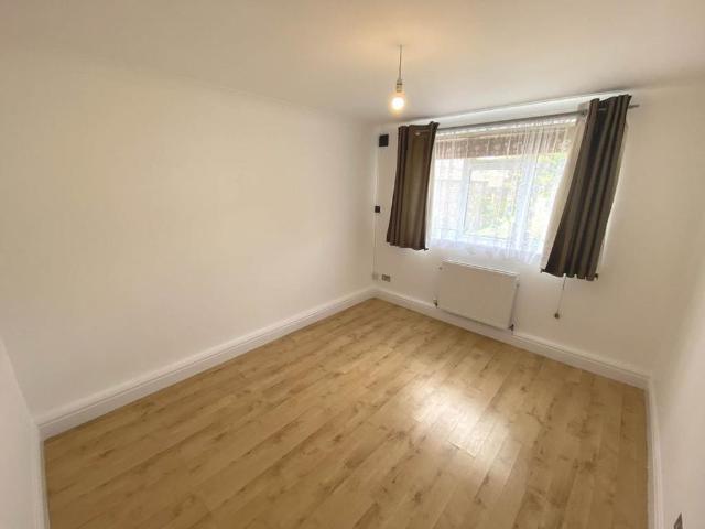 3 bedroom maisonette to rent