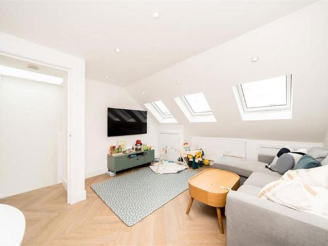 3 bedroom maisonette to rent