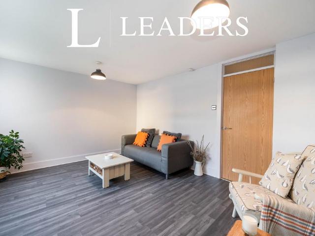 3 bedroom maisonette to rent