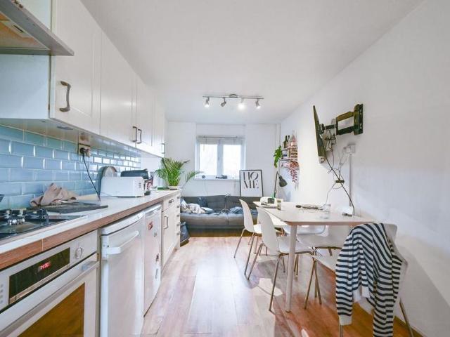 3 bedroom maisonette to rent