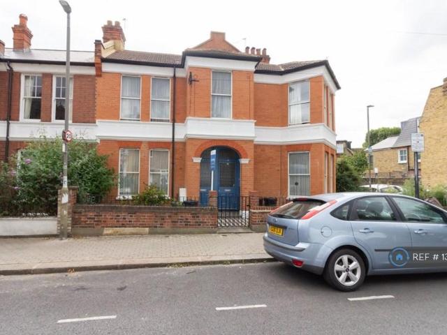 3 bedroom maisonette to rent