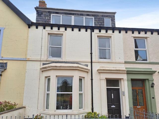 3 bedroom maisonette to rent