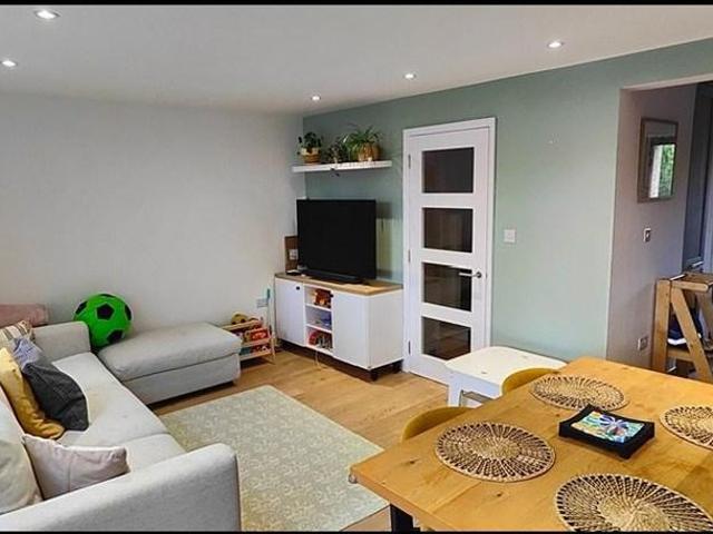 3 bedroom maisonette to rent