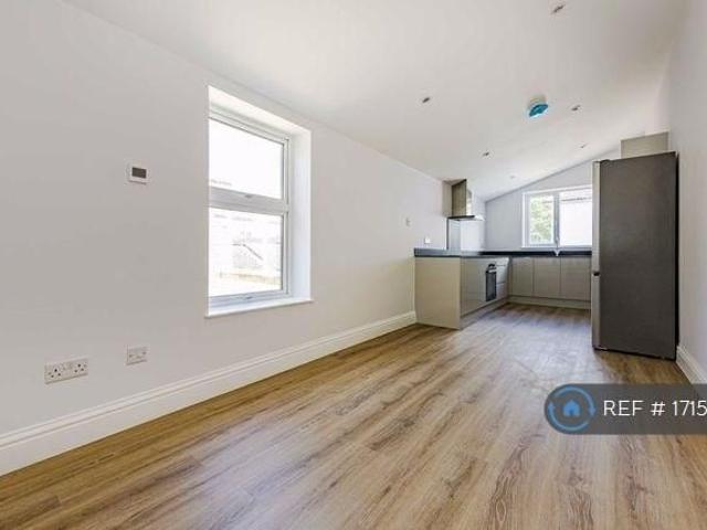 3 bedroom maisonette to rent