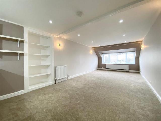 3 bedroom maisonette to rent