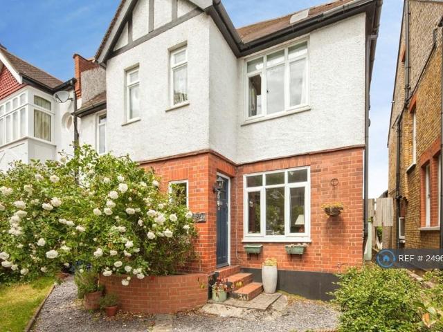 3 bedroom maisonette to rent