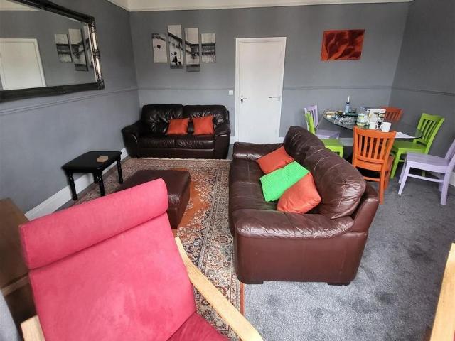 3 bedroom maisonette to rent