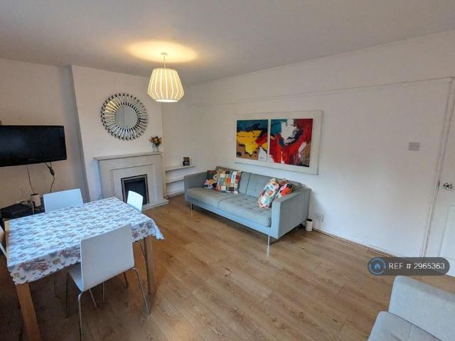 3 bedroom maisonette to rent