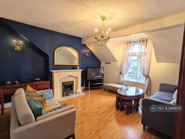 3 bedroom maisonette to rent