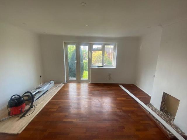 3 bedroom maisonette to rent