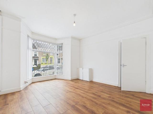 3 bedroom maisonette to rent