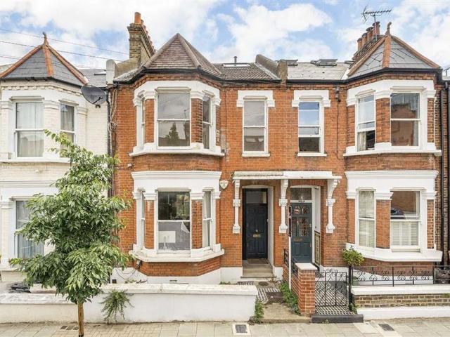 3 bedroom maisonette to rent
