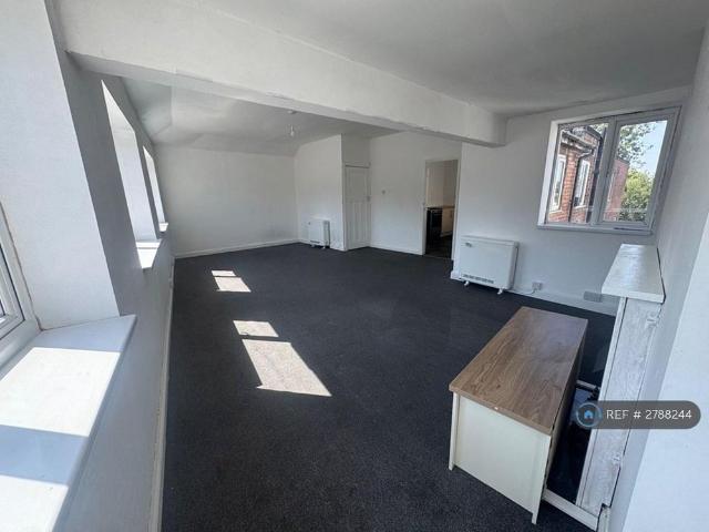 3 bedroom maisonette to rent