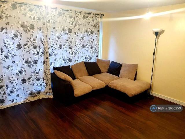 3 bedroom maisonette to rent
