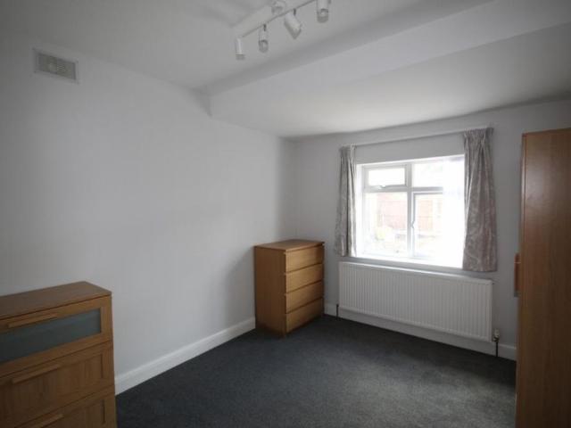3 bedroom maisonette to rent